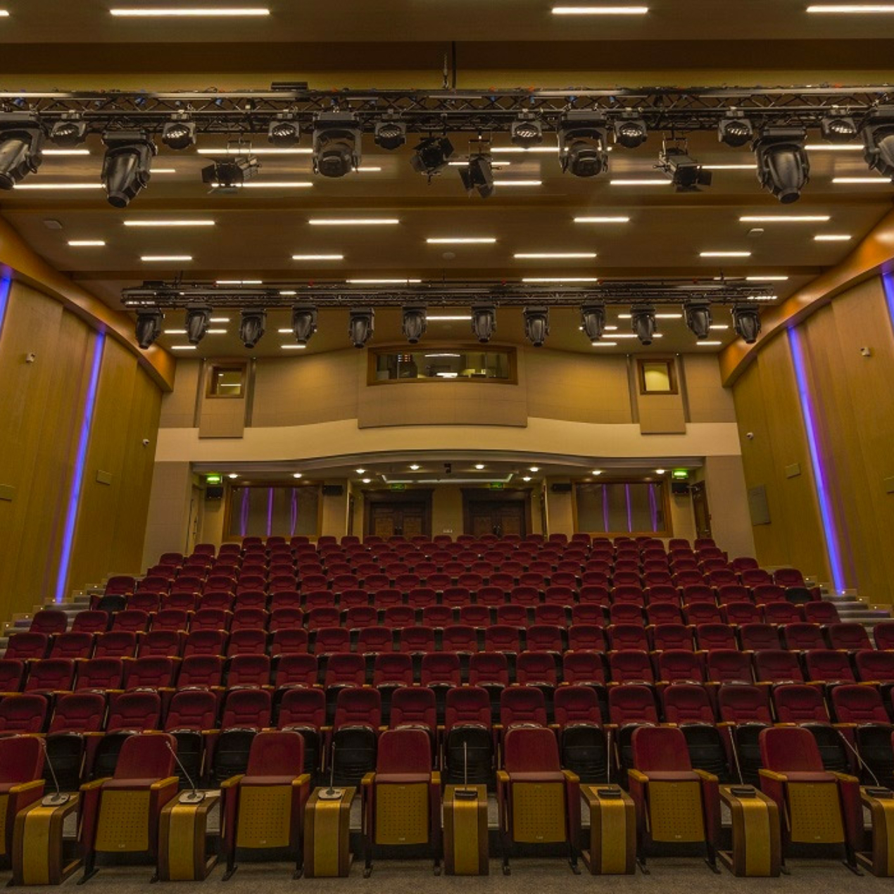 Entertainment – Panoutron